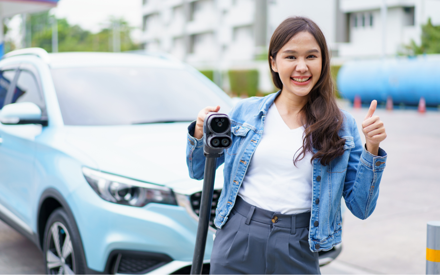 Benefits of Installing EV Charging Stations for Businesses-EEE